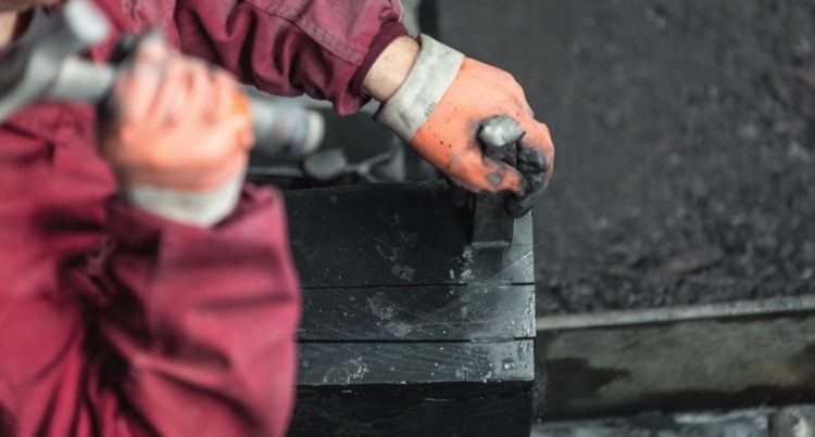 The 6 steps to roofing slate production process | Cupa Pizarras