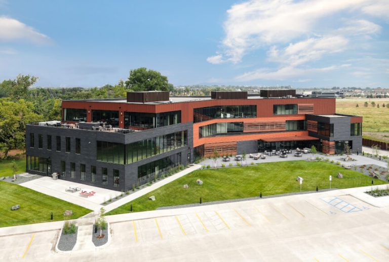 Enclave Headquarters, Fargo, North Dakota | Cupa Pizarras