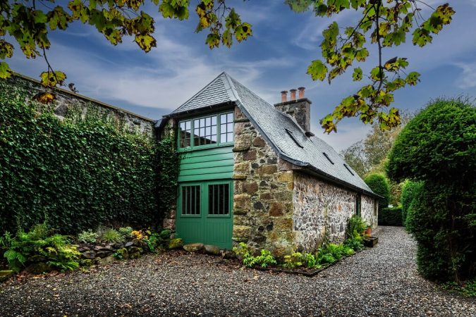 A Scottish roof renovation showcased on TV featuring HEAVY 3 | Cupa ...